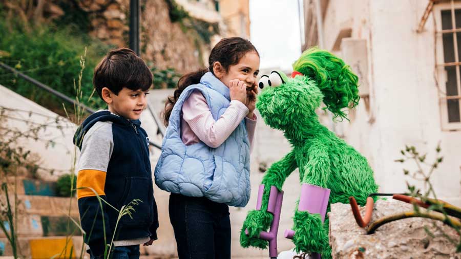 Reflecting on Ahlan Simsim’s Fifth Year: Achieving Impact - MacArthur ...